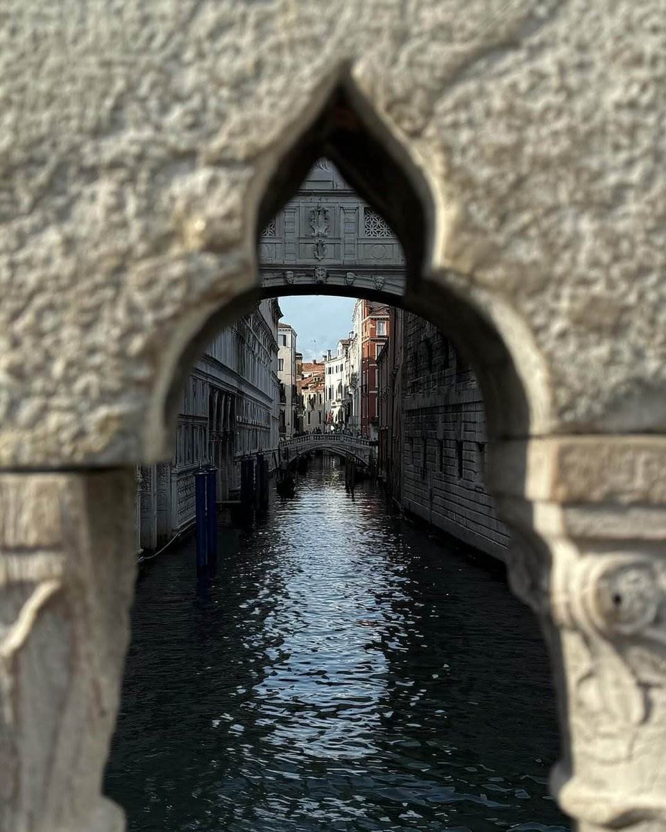 10個義大利威尼斯景點推薦！歐洲最美客廳、沉船書店、彩色小鎮-輕旅行