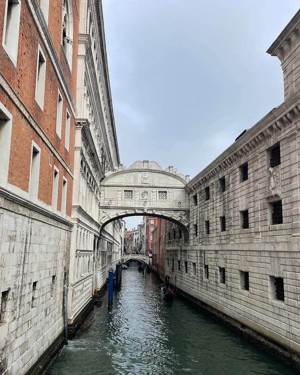 10個義大利威尼斯景點推薦！歐洲最美客廳、沉船書店、彩色小鎮-輕旅行